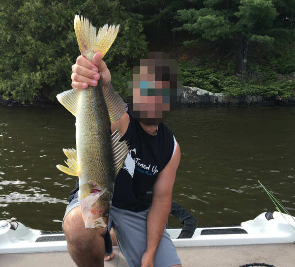 22 unique ways to hold a walleye – Target Walleye