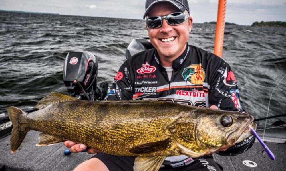 Casting better than trolling, Jigging Rap storage hack, Celebs fish too ...