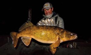 Simple shore-fishing rig for fall walleyes – Target Walleye