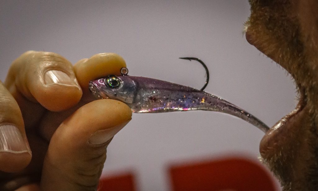 Add flash to your crankbaits – Target Walleye